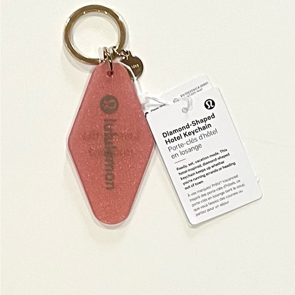 lululemon athletica | Accessories | Nwt Lululemon Diamond Shaped Hotel ...